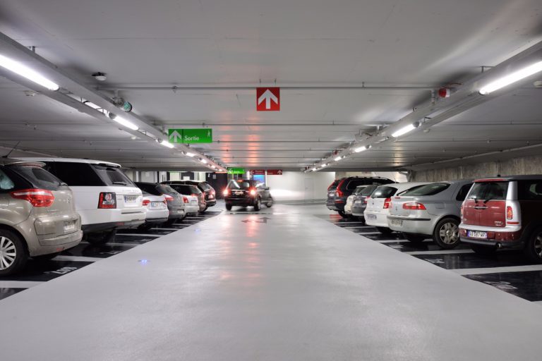 Les parkings : comment et pourquoi choisir d’y placer son véhicule ...